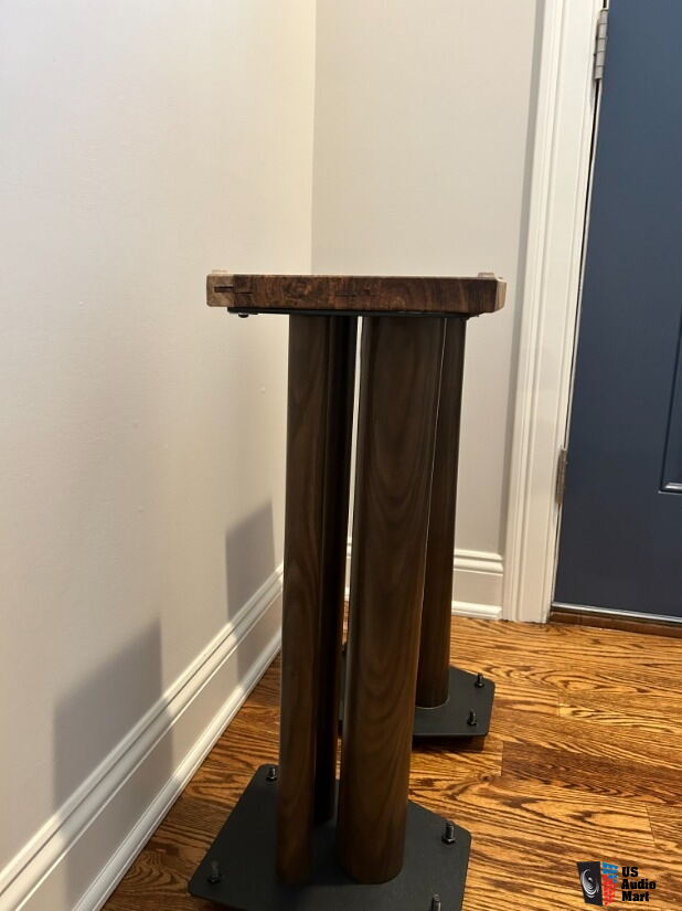 Steel speaker stands ( 26" high ) / take a look Photo #4381731 - US ...
