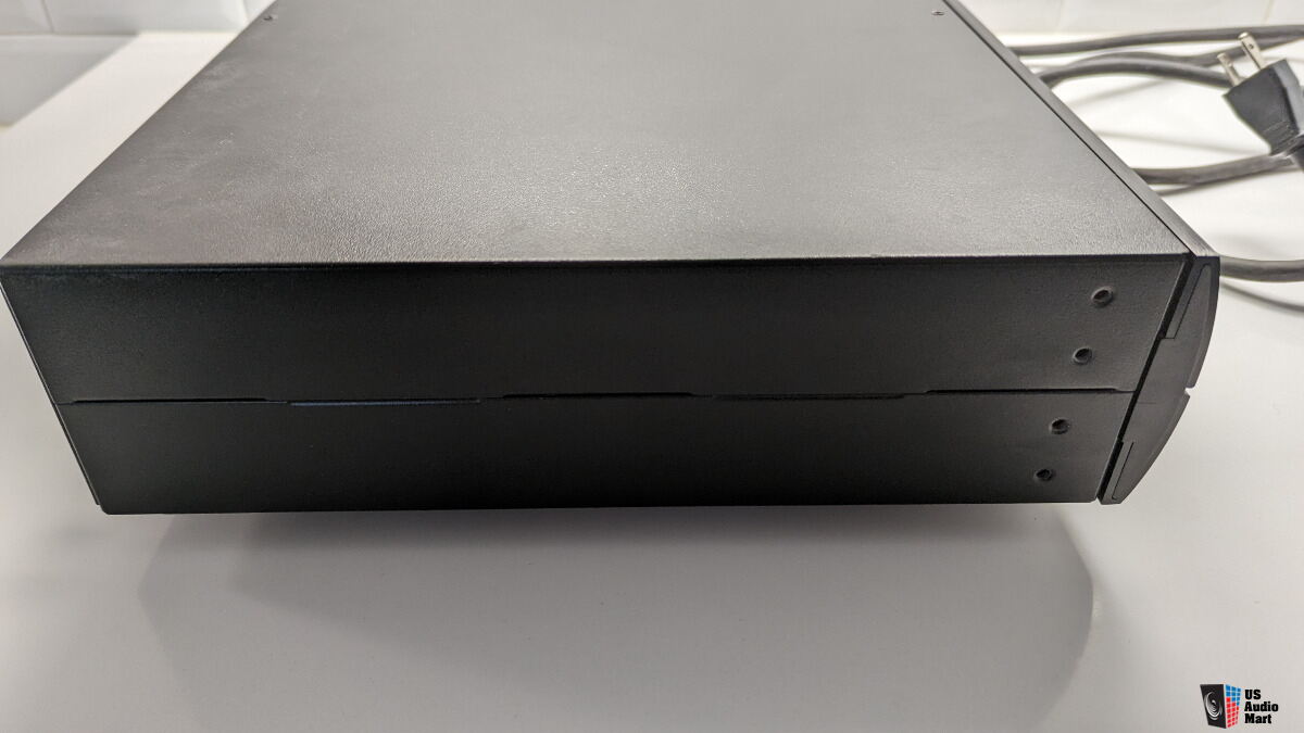 Panamax M5100-EX Power Conditioner Photo #4384147 - US Audio Mart