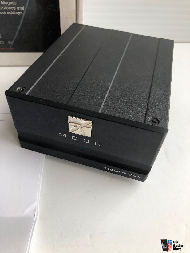Moon 110LP V1 phonostage with power supply, manual and box. FREE CONUS ...