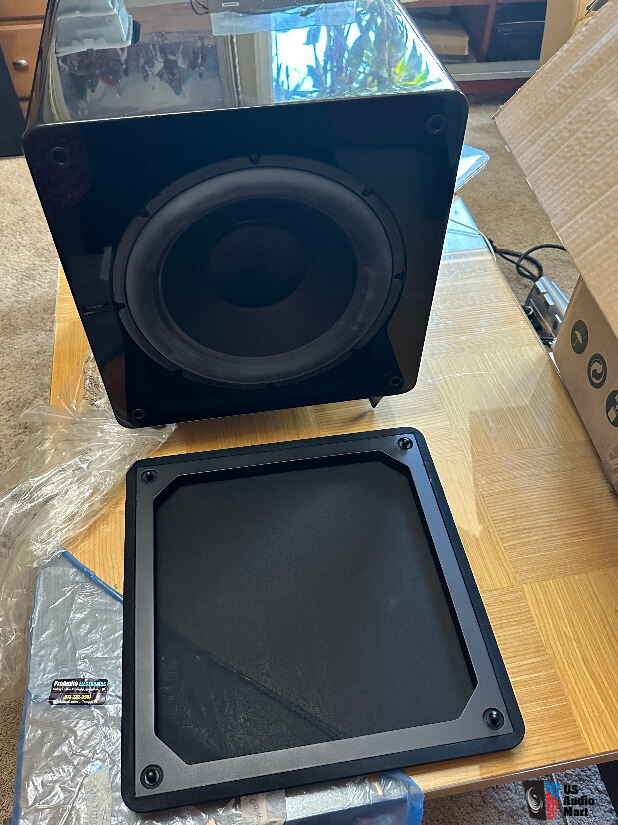 Tannoy 2.12 Subwoofer. New old stock, like new in factory box Photo ...