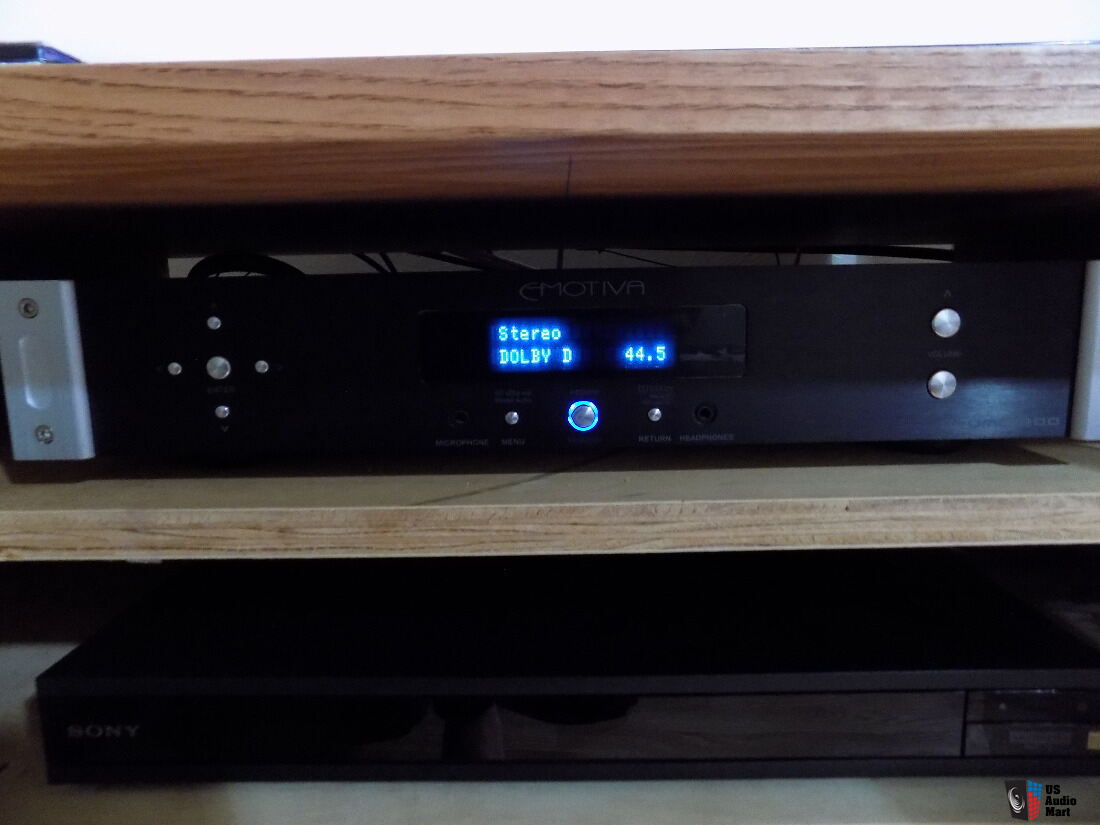 Emotiva UMC 200, with all accessories plus....Just Upgraded ! **REDUCED ...