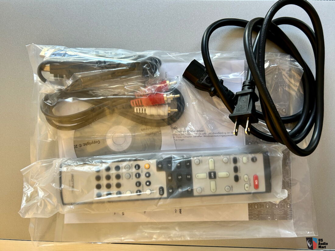 Rotel RC-1570 Preamplifier Photo #4393106 - US Audio Mart