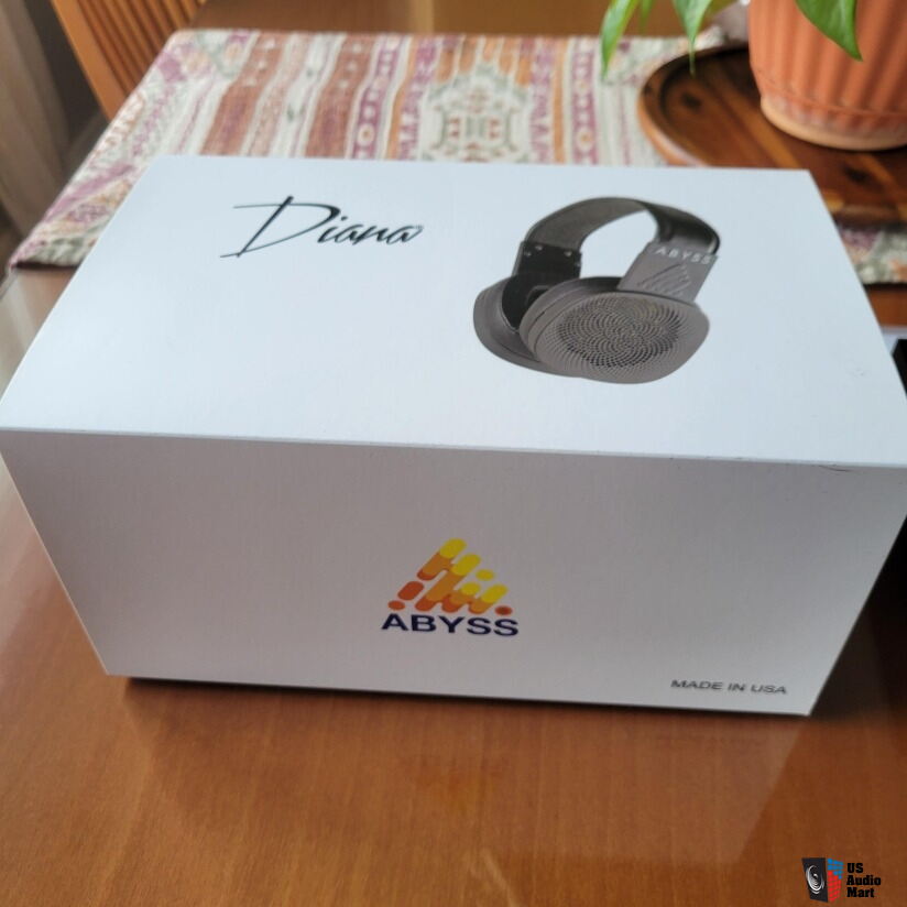 Abyss Diana PHI Headphones Photo #4400792 - US Audio Mart