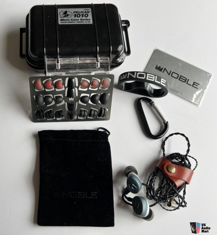 Noble Encore Kaiser flagship IEM in original blue aluminum Photo ...