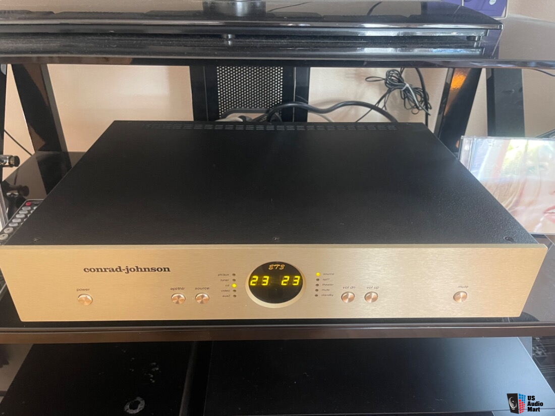 Conrad Johnson ET-3 line preamplifier with remote no phono For Sale ...