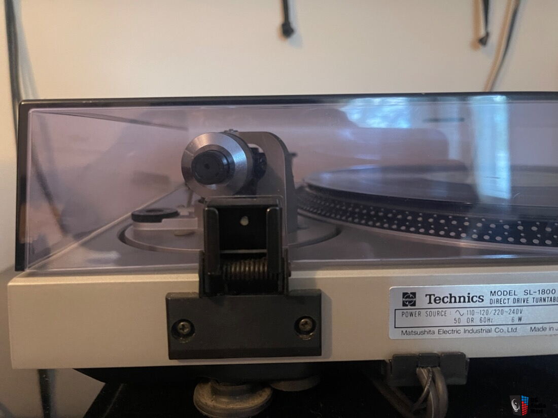Technics SL-1800 direct drive turntable Photo #4406017 - US Audio Mart