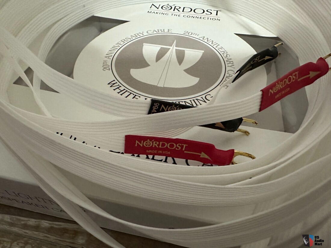 Nordost White Lightning Speaker Cables 2.5M-Bananas and 5mm Spades ...