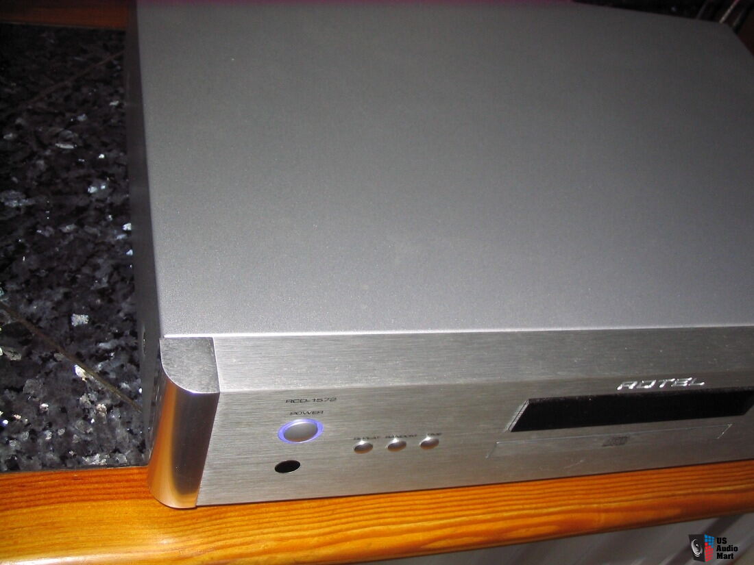 Rotel RCD-1572 CD Player Photo #4411730 - US Audio Mart