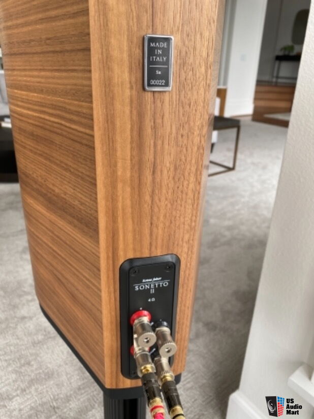 Sonus Faber Sonetto II w/ Stands Photo #4415866 - US Audio Mart
