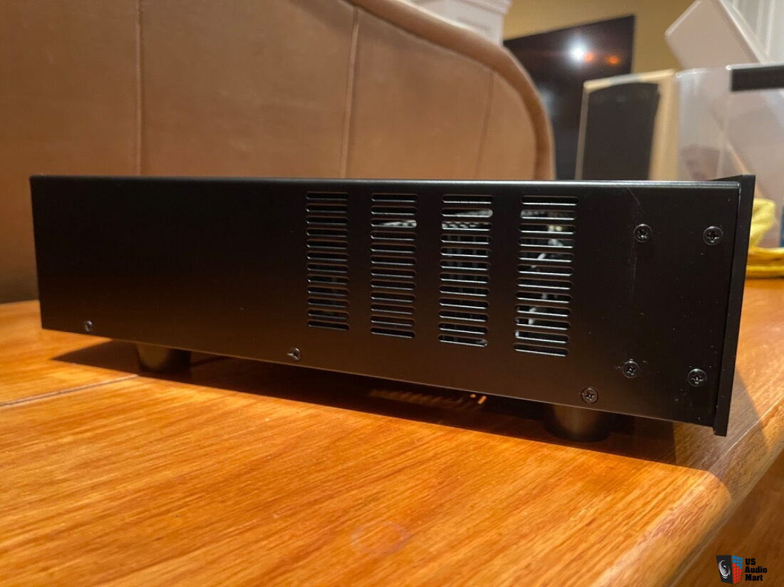 Dayton Audio SA 1000 subwoofer amplifier Photo #4416582 - UK Audio Mart