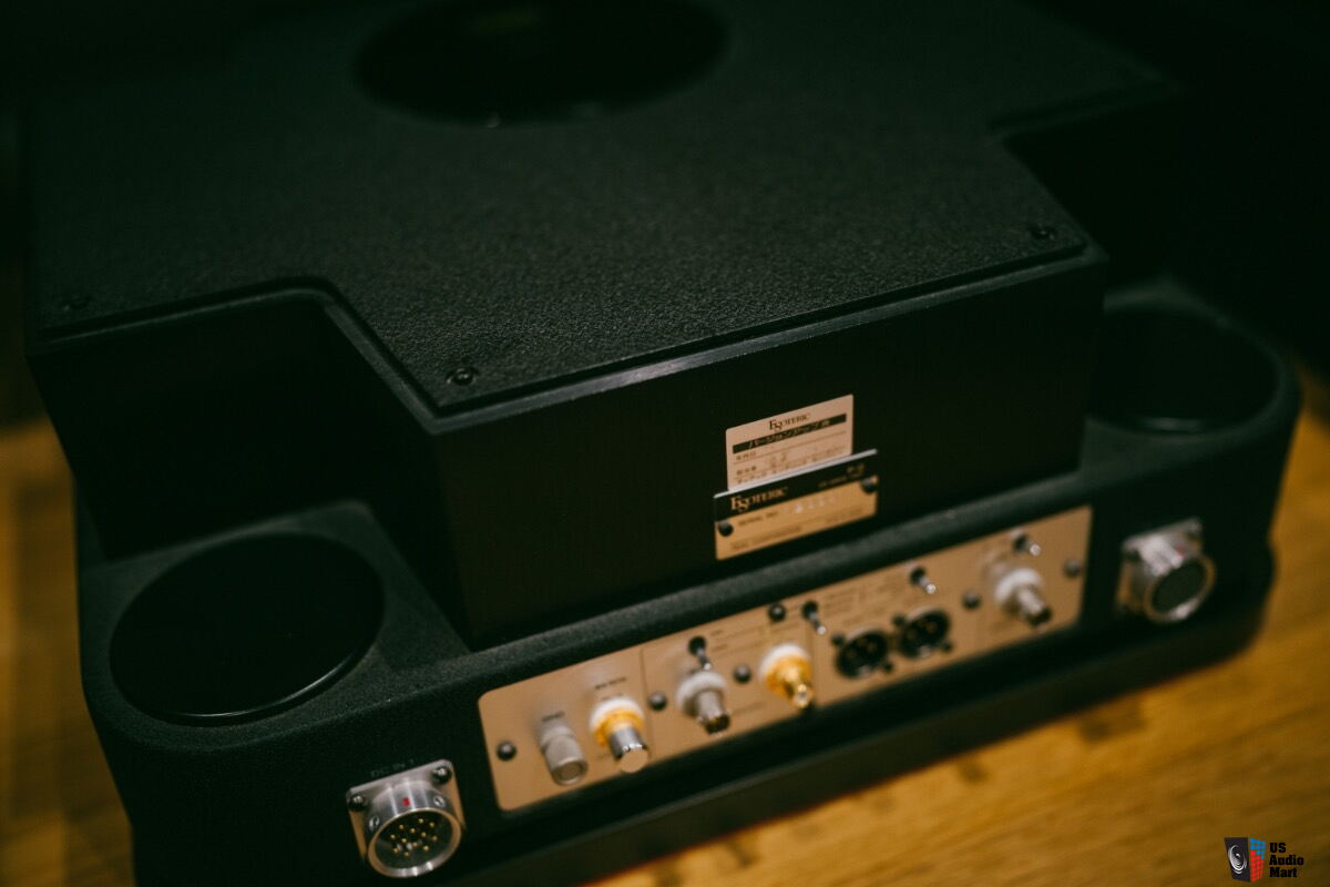 Esoteric Legendary CD Player P-0s VUK version - Top of the Line ...