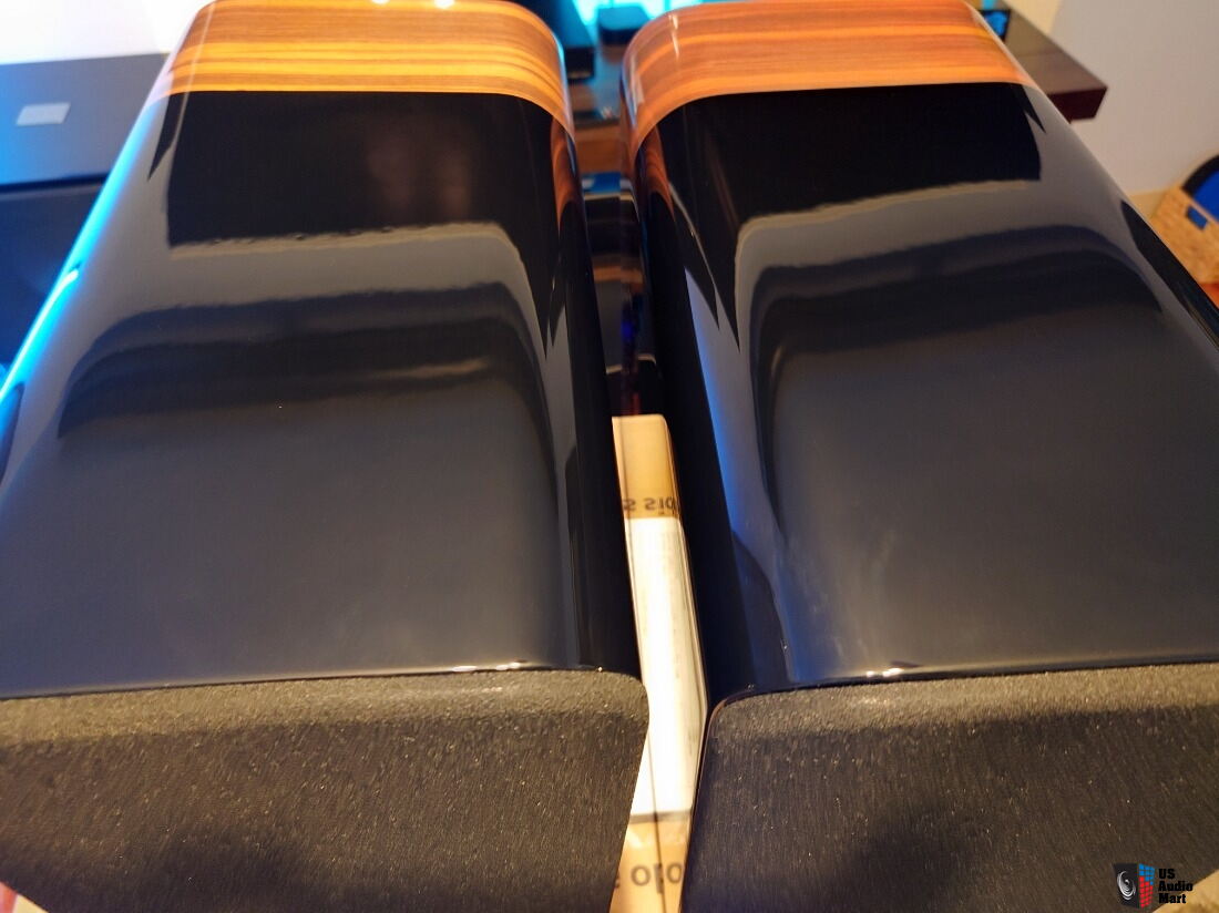 Q Acoustics Concept 300 with Stands Photo #4419878 - US Audio Mart