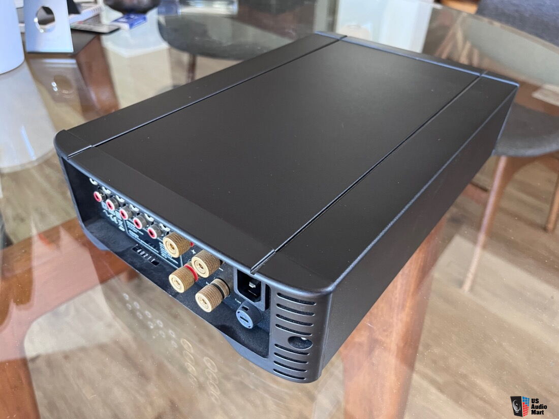 Rega Brio Amp - Complete and Perfect Working Order Photo #4421463 ...