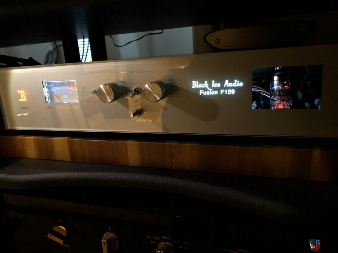 Black Ice (Jolida) F159 Tube Phono stage with two extra Amperex Bugle ...