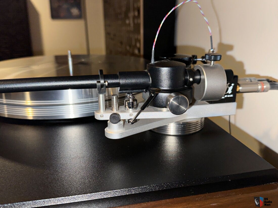 VPI Classic Signature w, JMW 3D 10 tonearm in Matte Walnut finish Photo ...