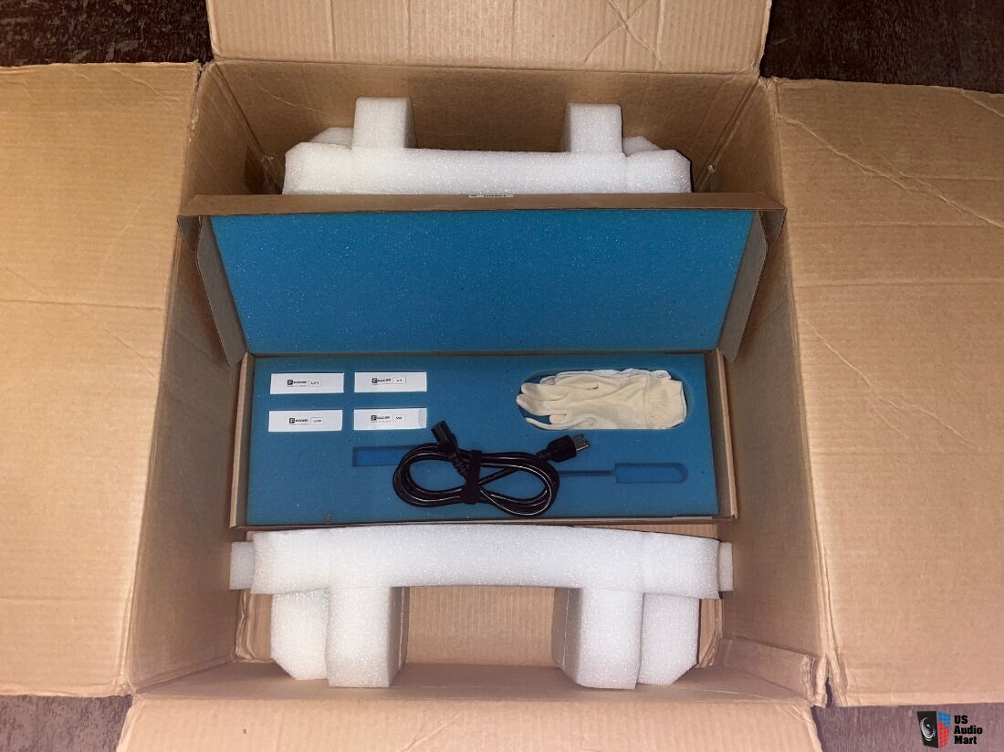 Anthem Pre 1L Preamp w/ Box, Original Packaging & Manual - Original ...