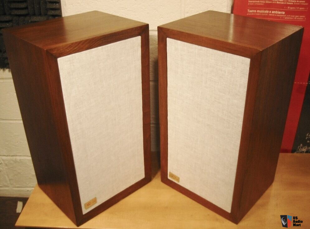 AR 2,3,4 etc speaker grill cloth - Highest quality Linen Photo #4436212 ...