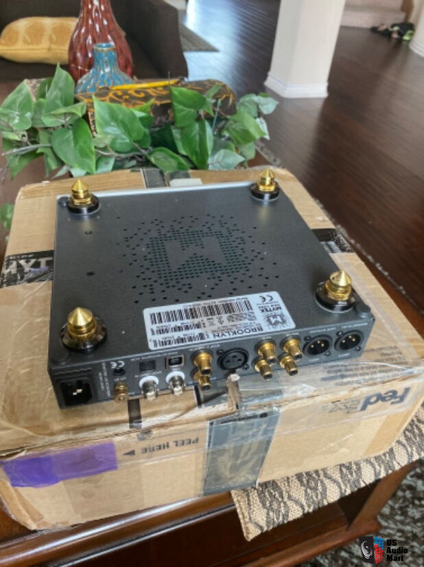 Mytek Brooklyn DAC/Pre/Phono/Headphone amp Photo #4436733 - US Audio Mart
