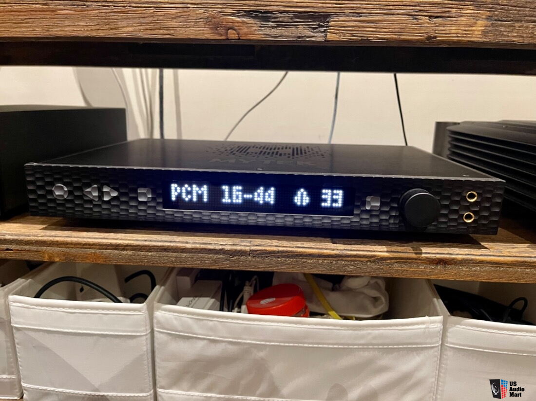 Mytek Manhattan II DAC with Network Streamer Card Photo #4438421 - US ...