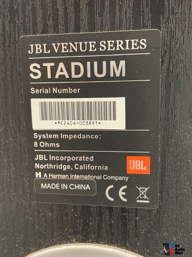 JBL Venue Series Stadium Floor/Tower Speakers w/ Dual 8" woofers. 225W ...