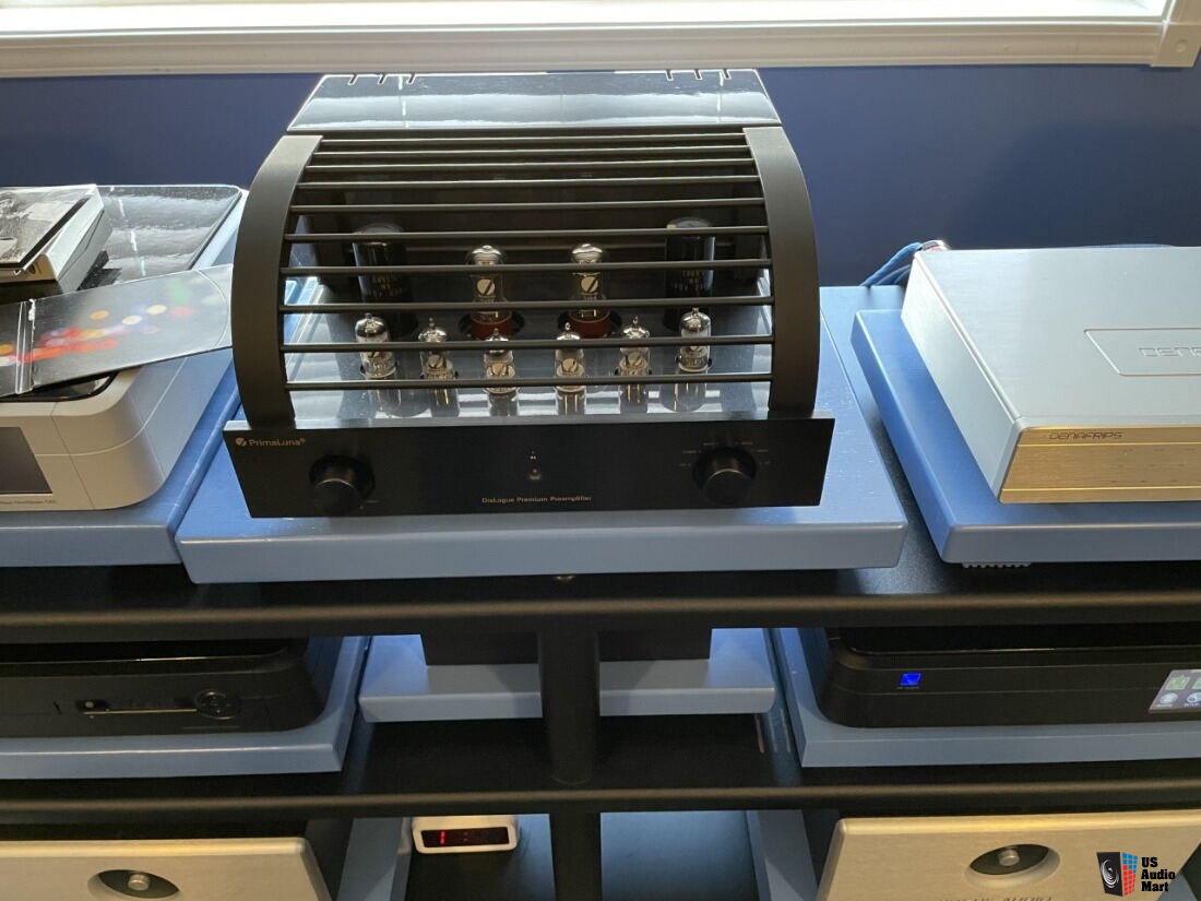 PrimaLuna Dialogue Premium Preamplifier Photo #4440267 - US Audio Mart