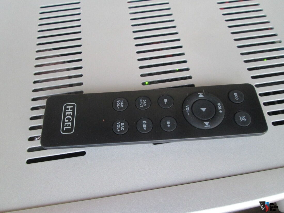 Hegel H80 Analog Integrated amp with New Hegel remote Photo #4444203 ...