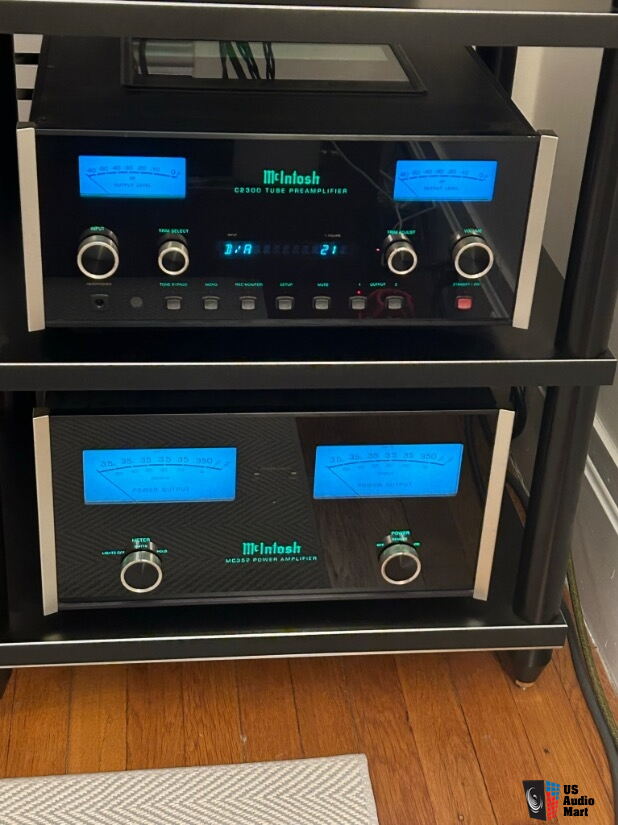 McIntosh MC352 Power Amplifier in NYC Photo #4444311 - US Audio Mart