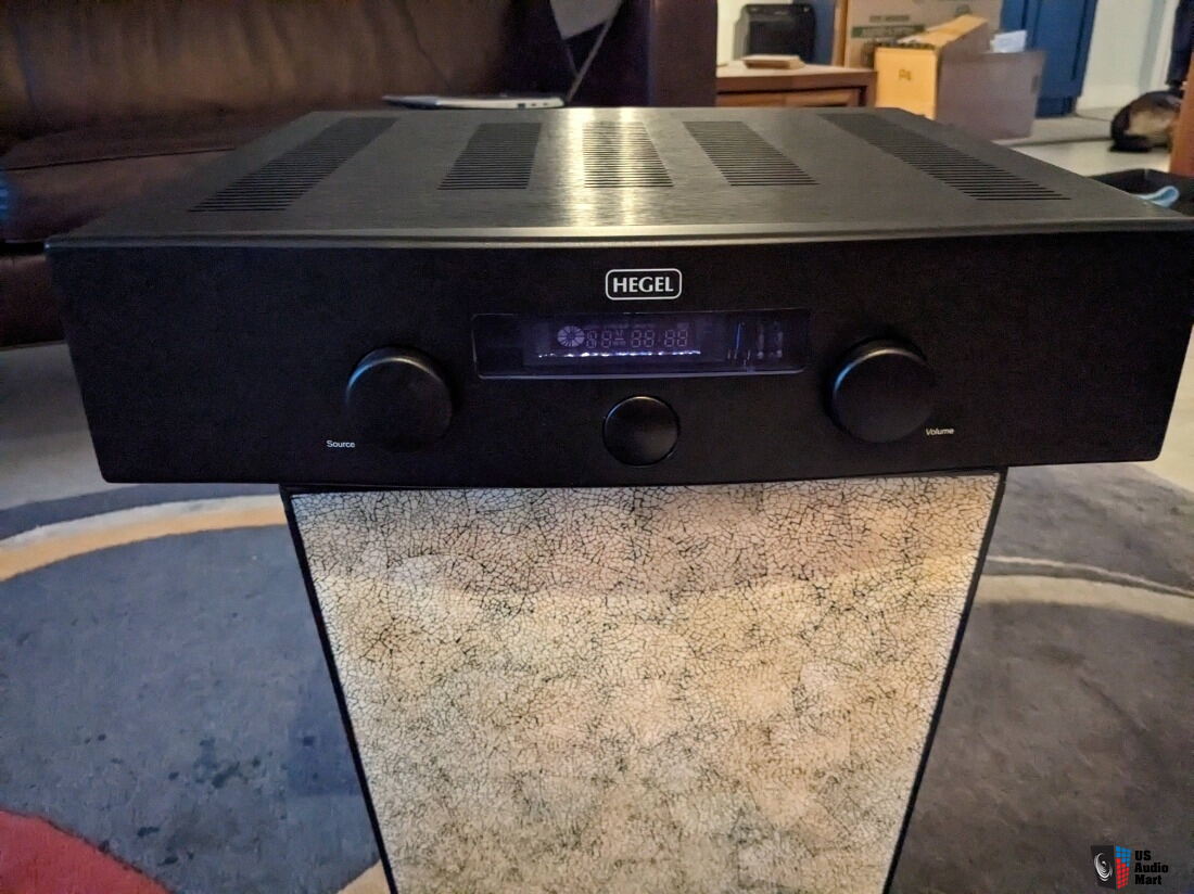 Hegel H-100 Integrated Amplifier Photo #4447257 - US Audio Mart