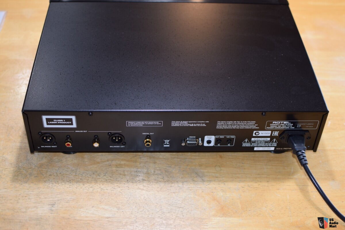 Rotel RCD-1572 CD Player Photo #4450444 - US Audio Mart