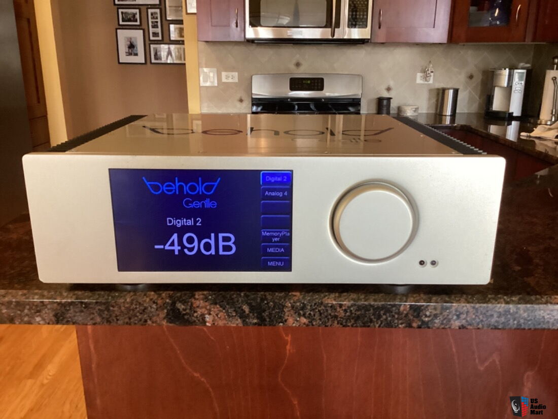 Over 90% Off (save $30,000+) Behold Gentle G 192 Integrated Amp and CD ...