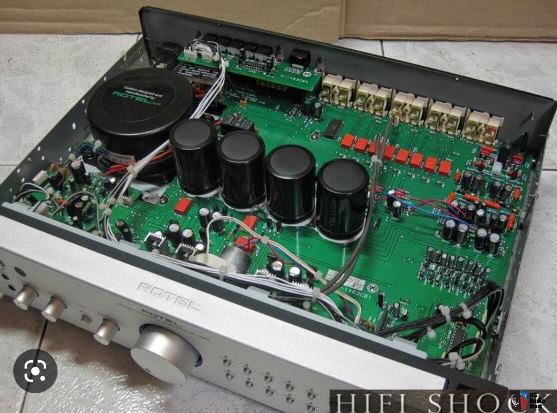 Rotel RC-1082 2 channel preamplifier in silver Photo #4456485 - US ...
