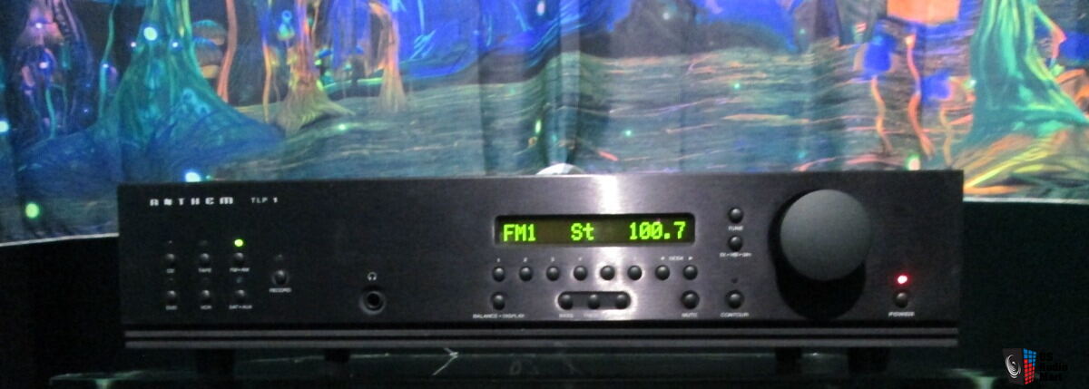 Anthem TLP-1 Preamplifier/tuner with Sub out and crossover Photo ...