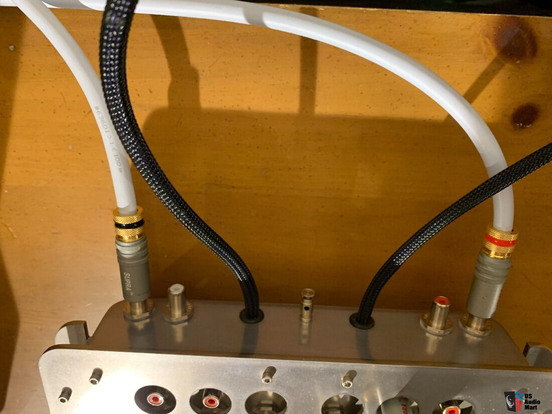 Don Garber Fi Preamp with phono stage and seperate power supply Photo ...