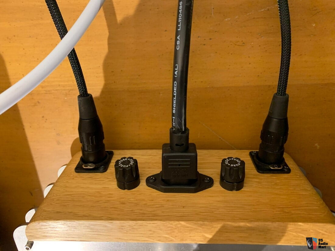 Don Garber Fi Preamp with phono stage and seperate power supply Photo ...
