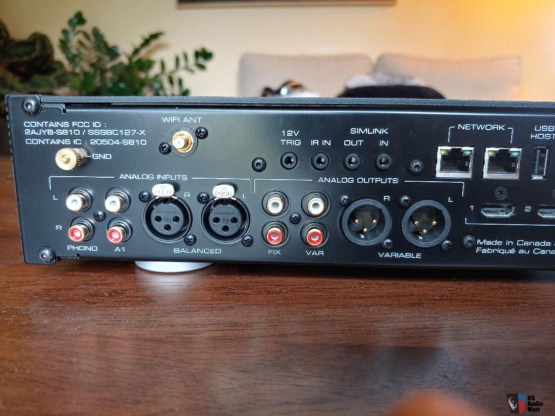 SimAudio Moon 390 Network Player / Preamplifier DAC / Headphone Amp ...