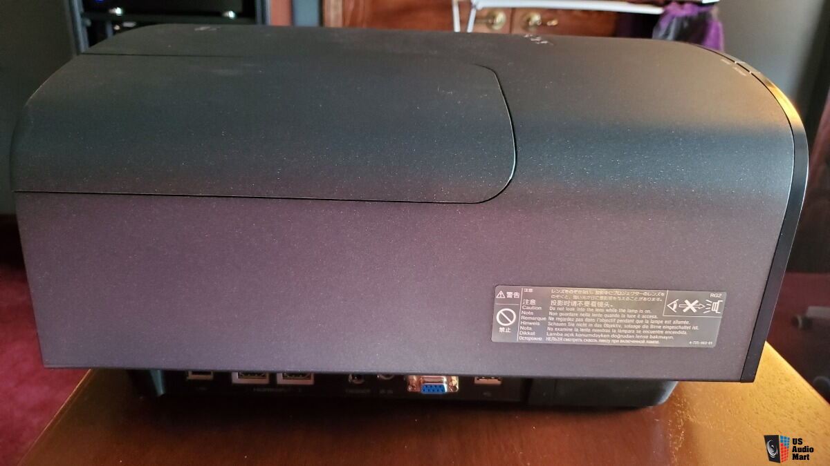 Sony VPL-VW325ES LCOS 4K projector Photo #4461320 - US Audio Mart