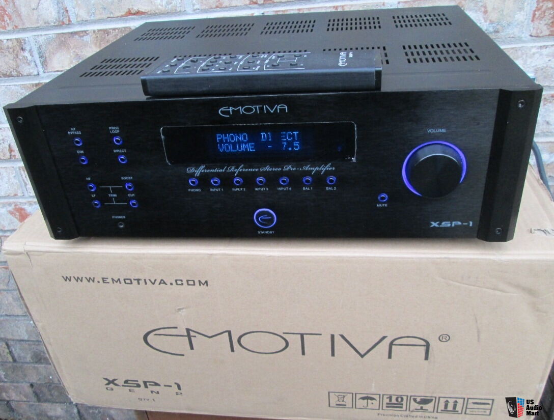 Emotiva XSP-1 Fully Balanced Preamp in original double Box W/Remote ...