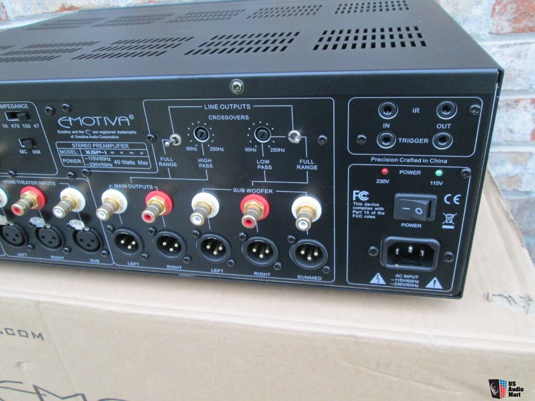 Emotiva XSP-1 Fully Balanced Preamp in original double Box W/Remote ...