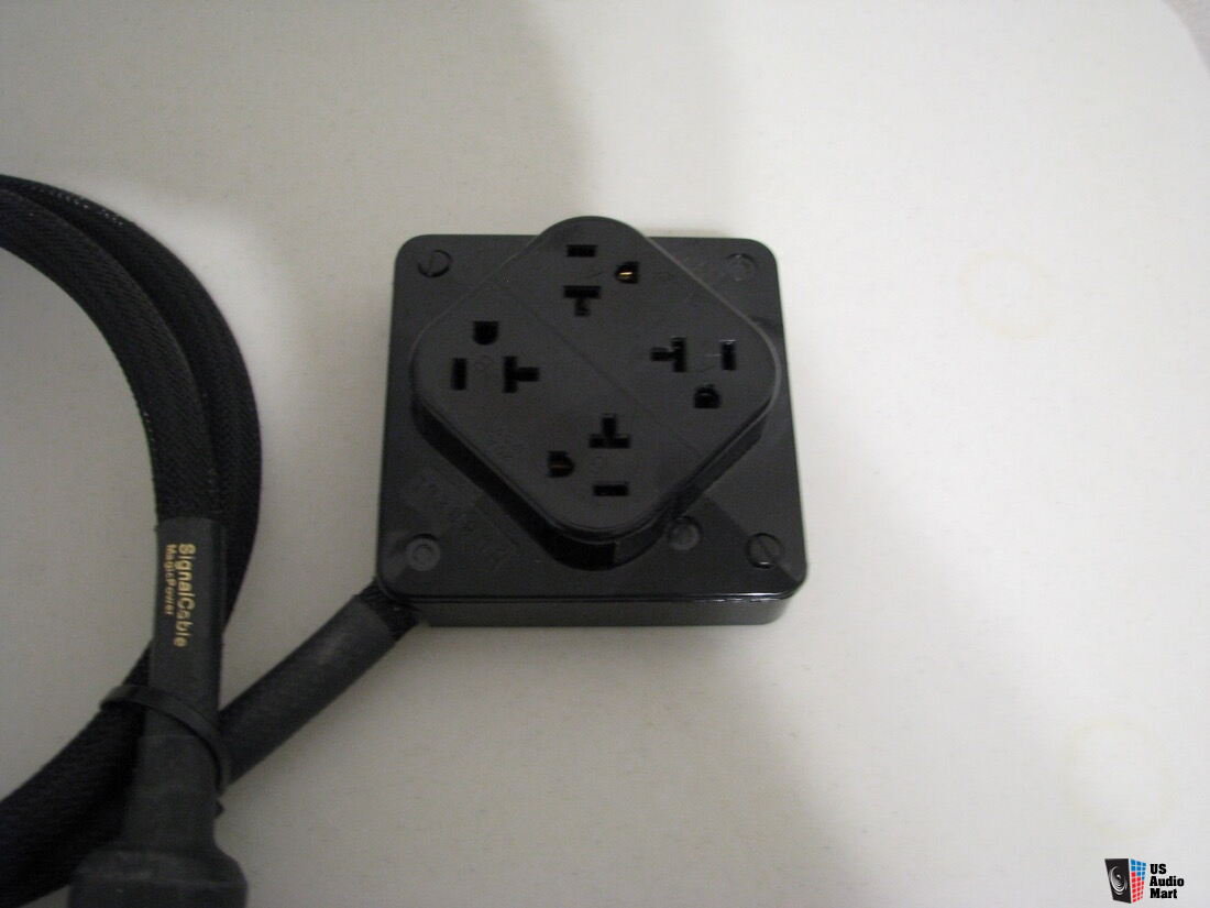 Signal Cable MagicStrip 4 Outlet Power Strip...(Prices Lowered) Photo ...