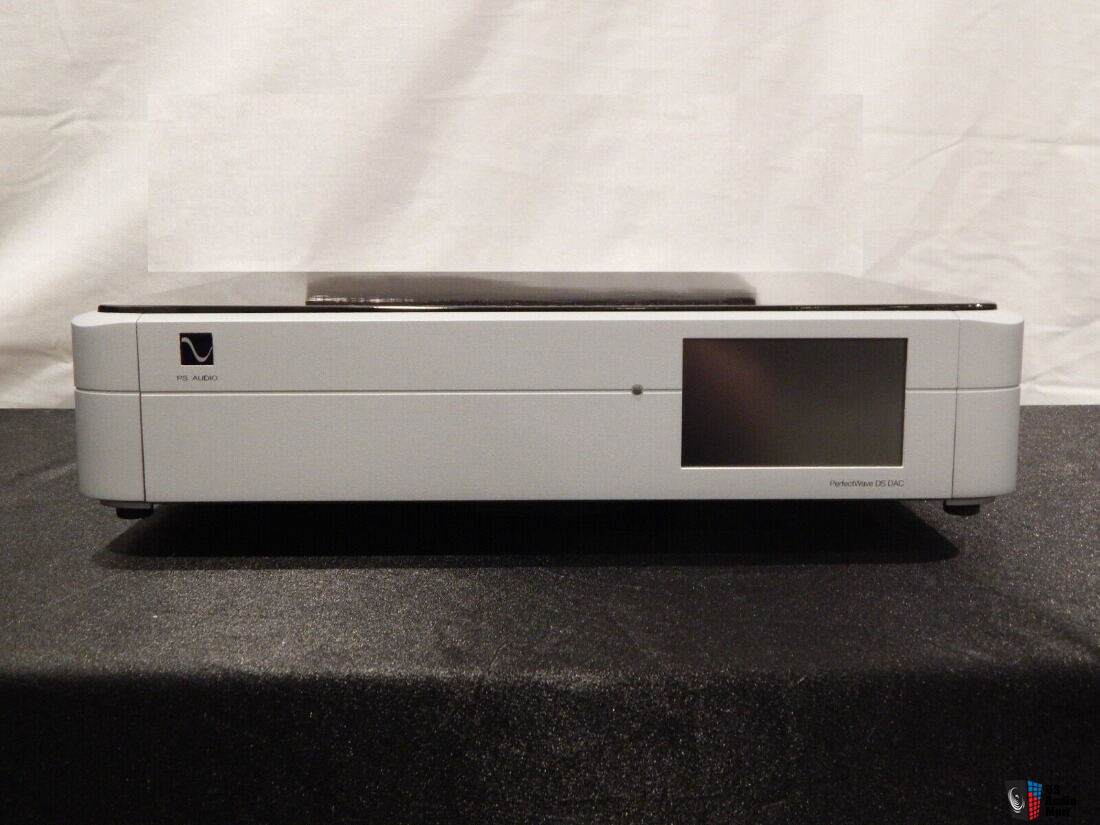 PS Audio Directstream DAC(Silver) Fully modified with VOCM update and ...