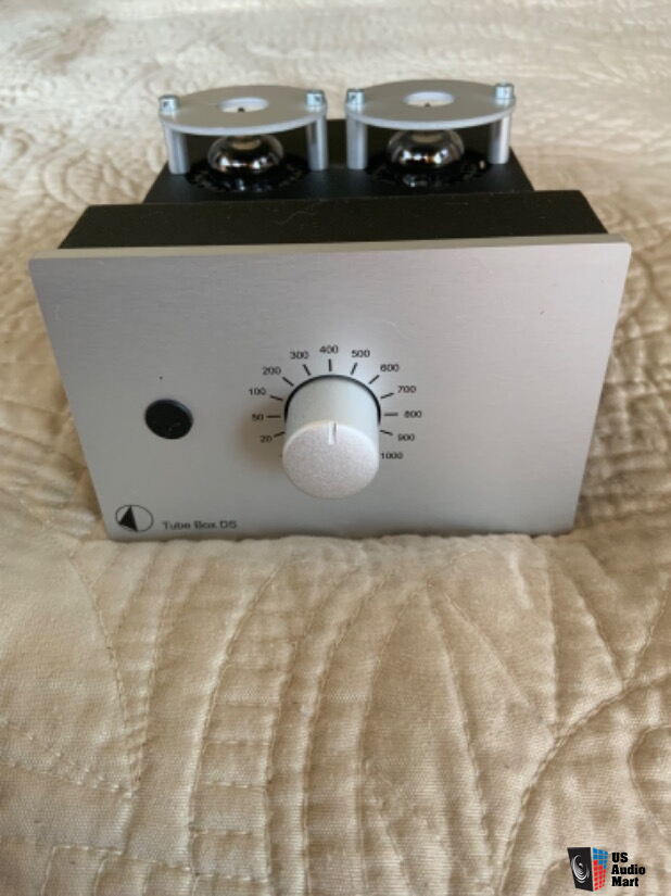 Pro-Ject Tube Box DS phono preamplifier Photo #4477106 - US Audio Mart