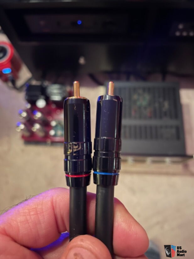 Transparent AUDIO PLUS G5 RCA 1.5M PAIR Photo #4478180 - US Audio Mart