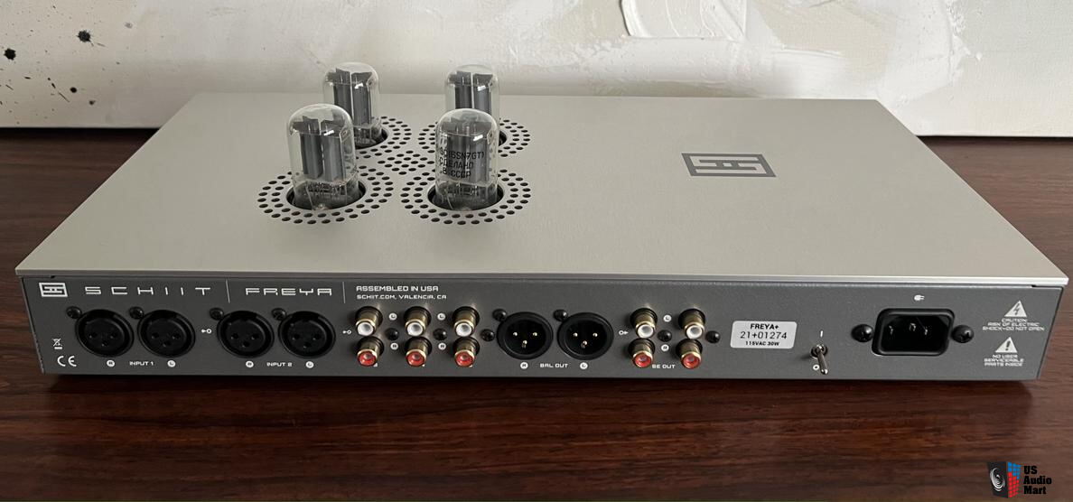 Schiit Freya+ Balanced Preamplifier with remote and extra tubes Photo ...