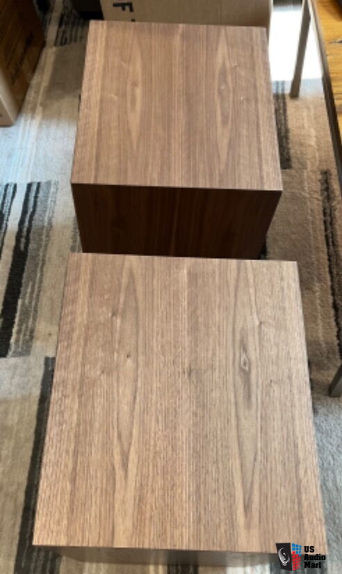 Klipsch Heresy IV, Walnut Pair w/new lambswool grills included - NEW ...