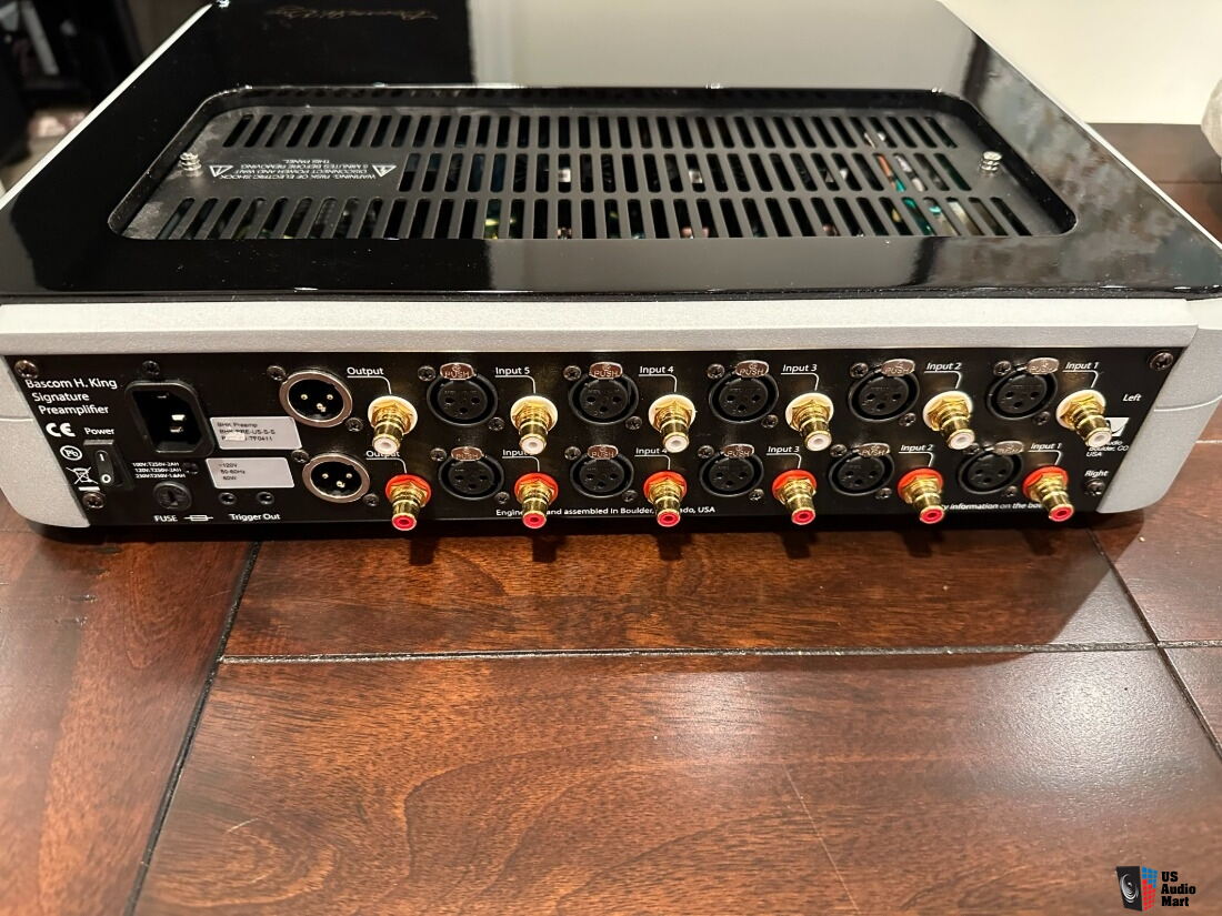 PS Audio BHK preamp and BHK 300 mono amps Photo #4481968 - US Audio Mart