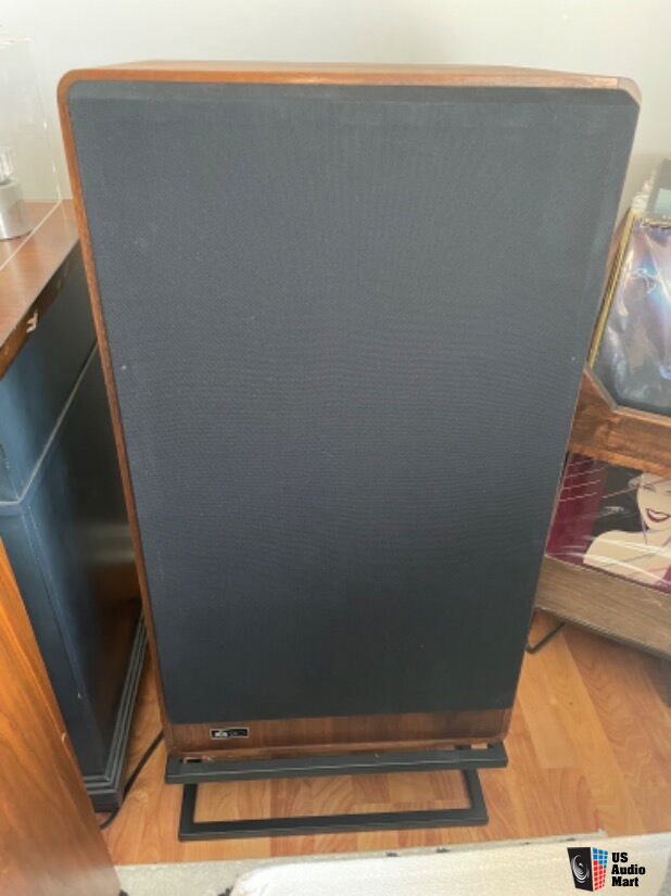 ADS 910's with LED's and bespoke stands Photo #4486116 - US Audio Mart