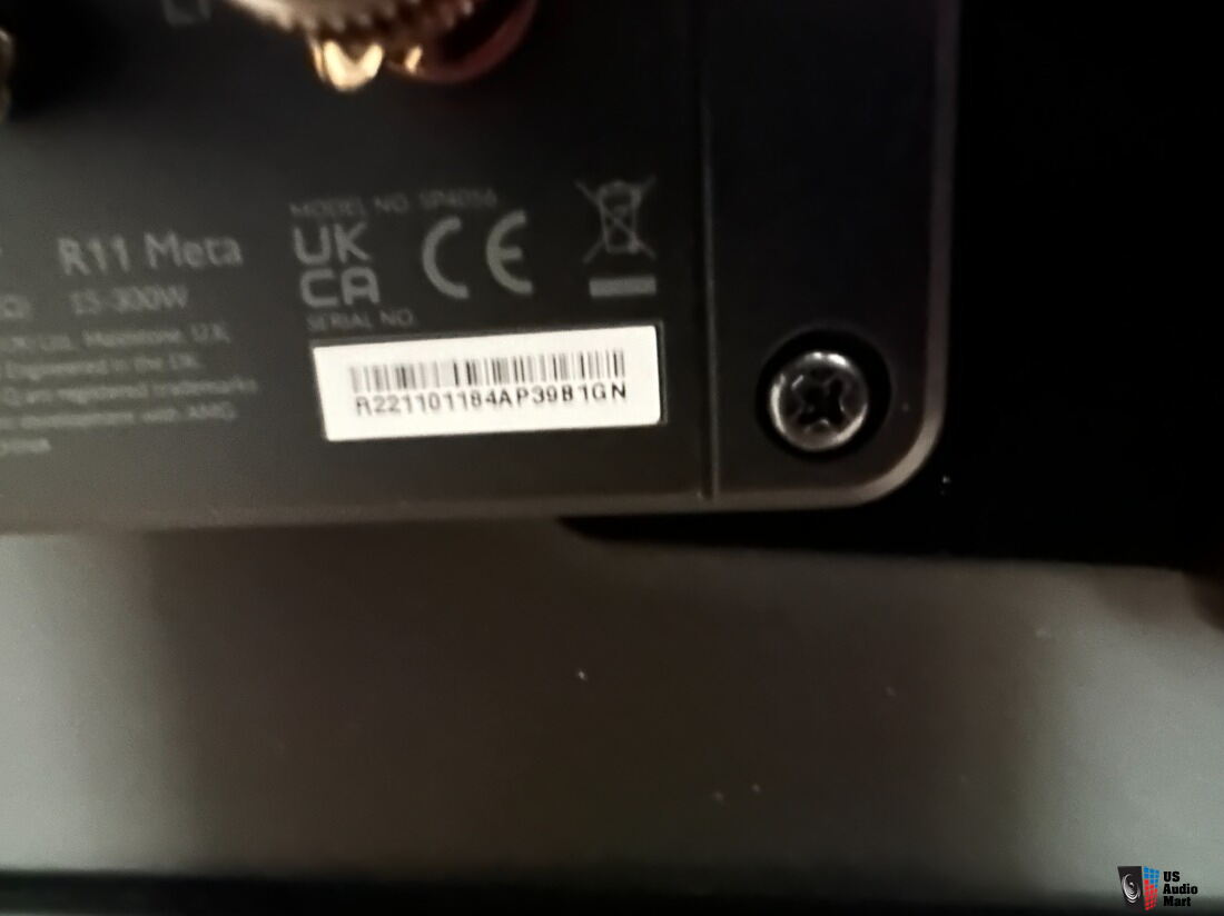 KEF R11 Meta Black Gloss Speakers- pair Photo #4490058 - US Audio Mart