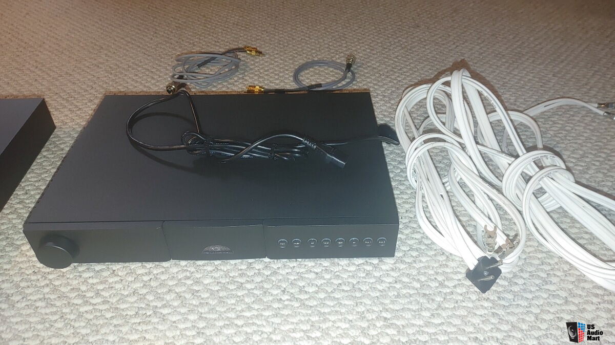 Naim Integrated Nait Series 5 Amplifier and Flatcap 2 Power Supply ...