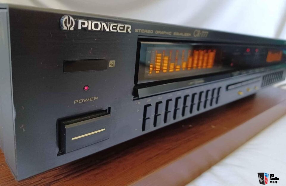 Pioneer GR-777 Graphic Equalizer Double Spectrum Analyzer For Sale - UK ...