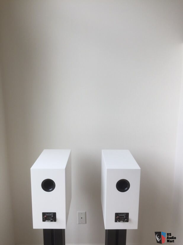 Buchardt S300 MKII White Photo #4493862 - US Audio Mart